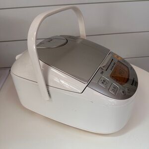 Panasonic | Kitchen | Panasonic Rice Cake Bun Soup Cooker Srfd6 5 Cup ...